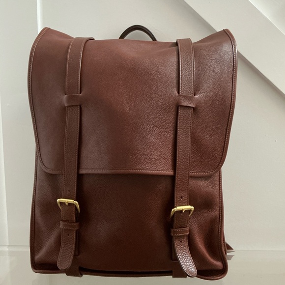Lotuff Leather | Bags | Lotuff Leather Classic Brown Leather Backpack ...